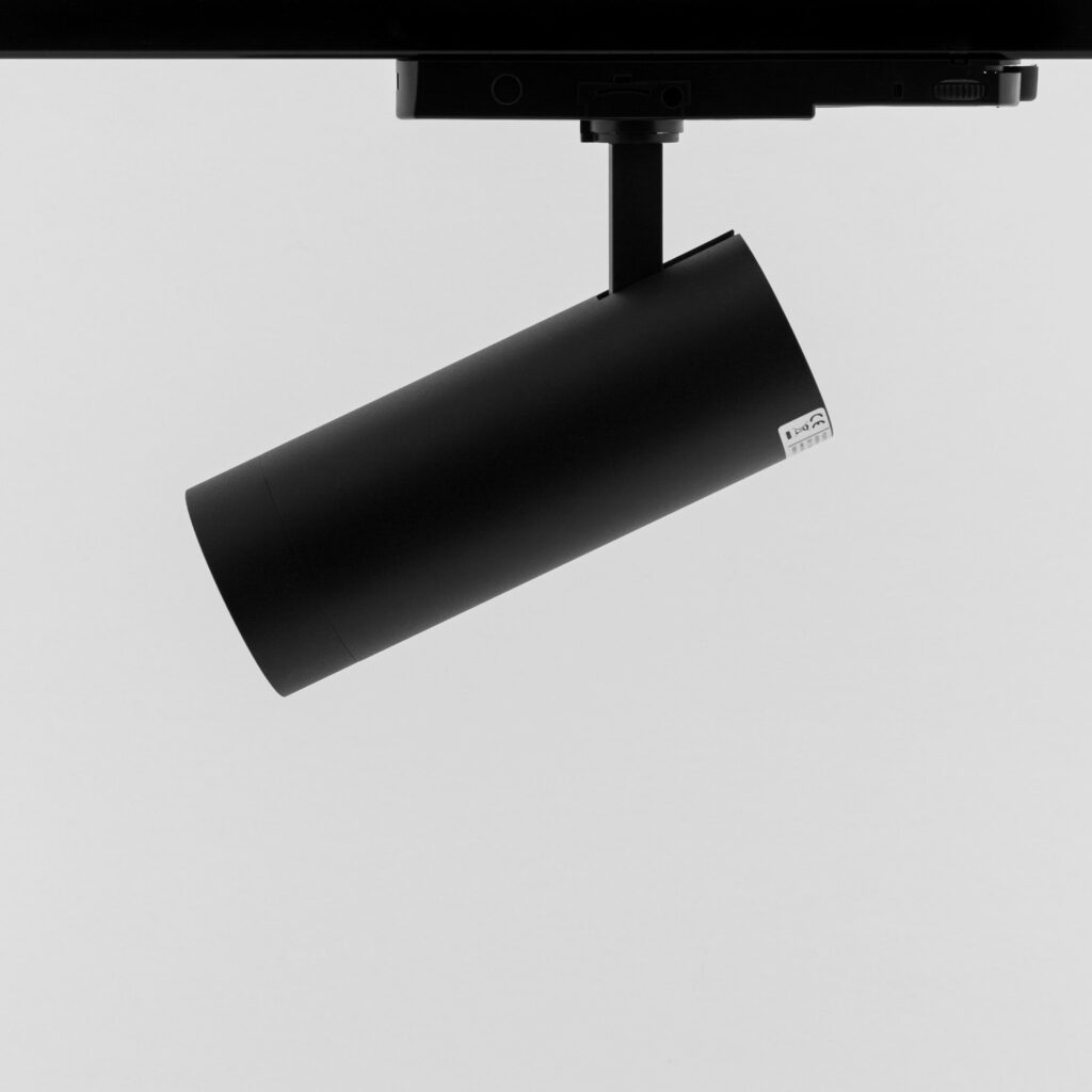 LED track light BERLIN SLIM 30W, 4000K, 40°, 3F, black - Forte LED